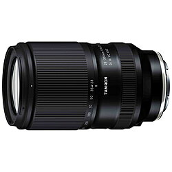 ■広角28mmから望遠300mmまでカバーする、フルサイズミラーレスの10.7倍ズーム28-300mm F4-7.1の最大の特徴は、10.7倍をカバーするその焦点距離。高倍率ズームレンズは200mmでは物足りないというユーザーの声に応え、望...