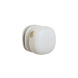 ポケットに安心を暗い夜道の「こわい」「不安」を解消！いつでもどこでも「安心」を持ち歩いて欲しい想いを込めて、小さくてもしっかり明るいライトを作りました。護衛さんを身につけて夜道を快適に！充電式で繰り返し使えて便利です。しっかり明るい明るさは...