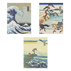 ■『葛飾北斎』や『歌川広重』など、海外でも人気の高い浮世絵を表紙デザインに使用したミニポケットアルバムです。■L判だけでなく、海外で主流の写真サイズ(KG判・ポストカードサイズ)にも対応。■柄違いの3冊セットなので、イベントやテーマに沿って...