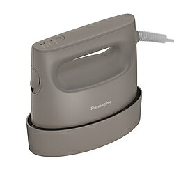 ■サッと使えて、シワがしっかりのばせる。立ち上がり時間約19秒で使えて、平均約15g/分の浸透スチームで手軽ながらもしっかりシワをのばせる。さらに、360°全方向にスチーム噴射（※4）するから使いやすい。■軽がるラクに使える。約115mLの...