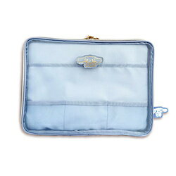 お仕事や出張先でもサンリオキャラクターズと一緒！PC＆タブレットケースの登場です。■サンリオキャラクターズと一緒に持ち歩こう！お気に入りのサンリオキャラクターズが日常を彩るタブレットケース兼PCケースです。中央上部にはキャラクターの箔押しが...