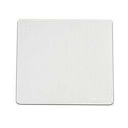 「X-raypad Aqua Control II White」シンプルなホワイトカラーのAqua Control IIマウスパッドです。■表面にはノンコーティングでアムンゼン生地を使用し、底面には滑りにくいソフトなラバー素材を使用していま...