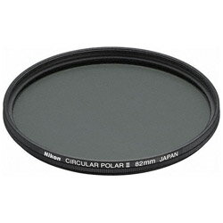 ■ガラス越し、あるいは水面の内部の撮影などに効果を発揮します。また空気中の水蒸気や微妙なゴミに反射した光もカットするため、青空をより青く表現することもできます。■両面マルチコートにより表面反射を抑えゴーストの低減が図られています。■フィルタ...