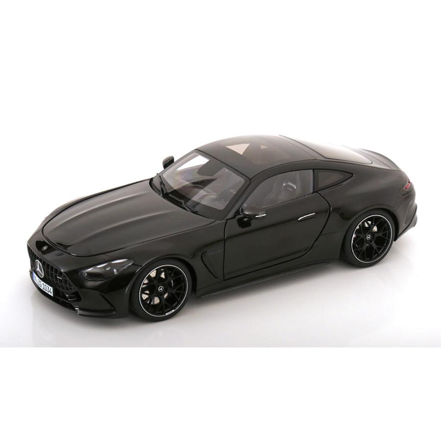●スケール：1：18　ダイキャストモデル ●メーカー：NZG