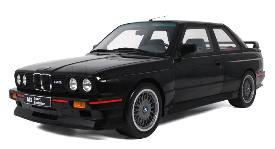 ●スケール：1：8　レジン・プロポーションモデル　開閉ギミックがなく、スタイリングを精緻に再現したモデルです。アクリルケース付き。 ●メーカー：GT Spirit ●商品画像は、準備中です。