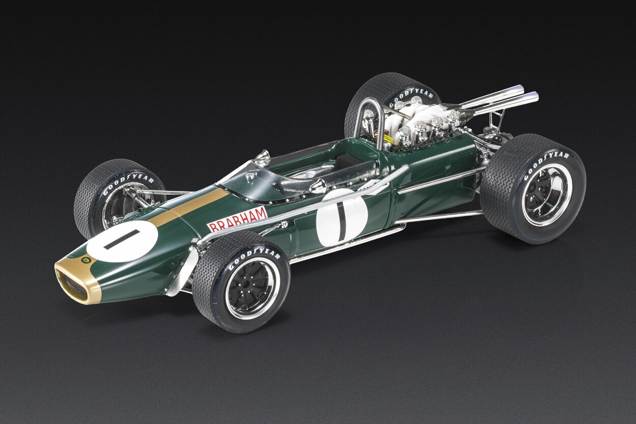 ●スケール：1：18　レジン・プロポーションモデル　開閉ギミックなし。アクリルケース付き ●メーカー：GP Replicas
