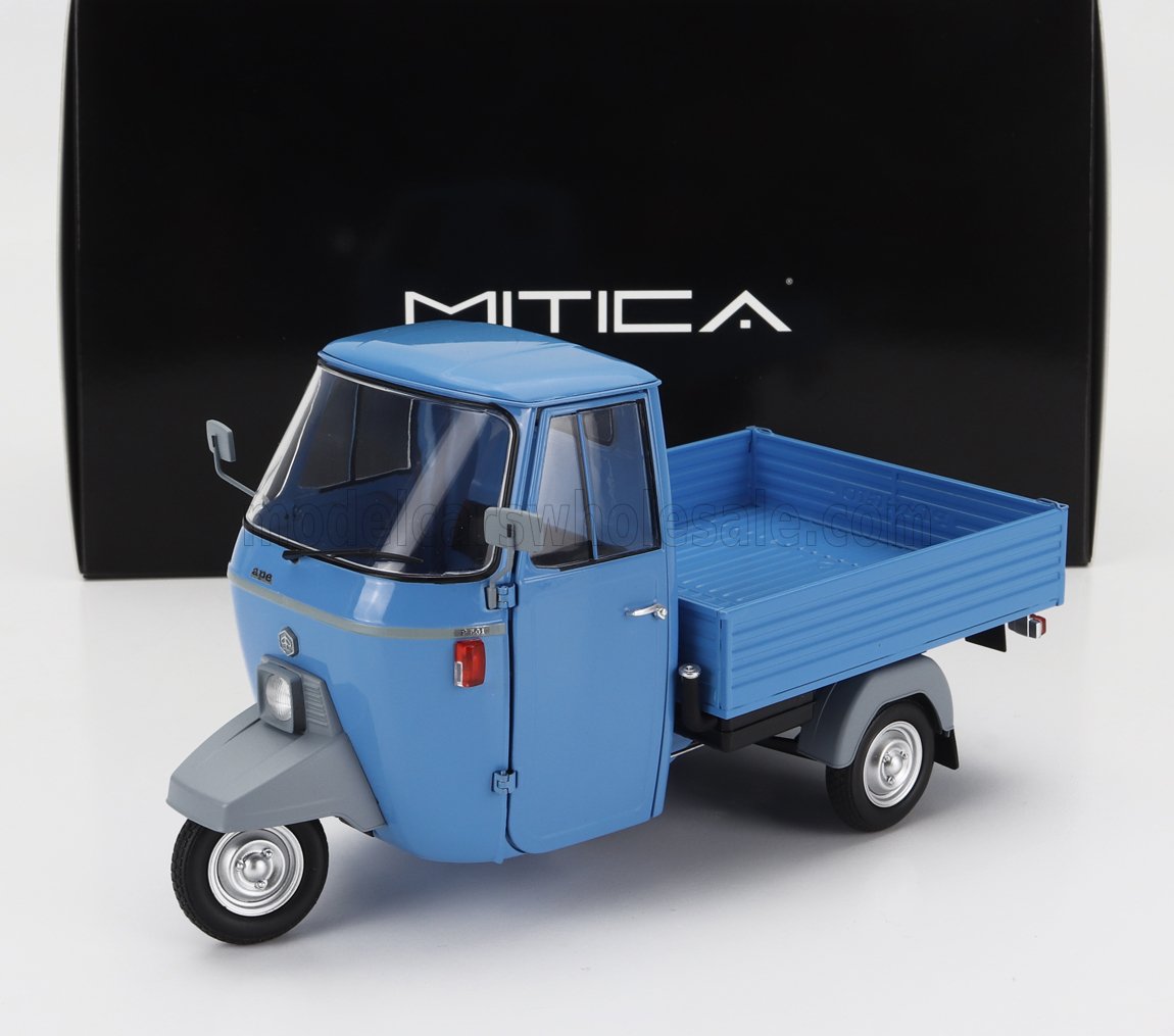●スケール：1：18　ダイキャストモデル　フロントドア2枚開閉・サスペンション・ステアリングホイール可動のギミックあり。アクリルケース付き。 ●メーカー：Mitica（イタリア最大のモデルカーディストリビューターのメーカーブランド）