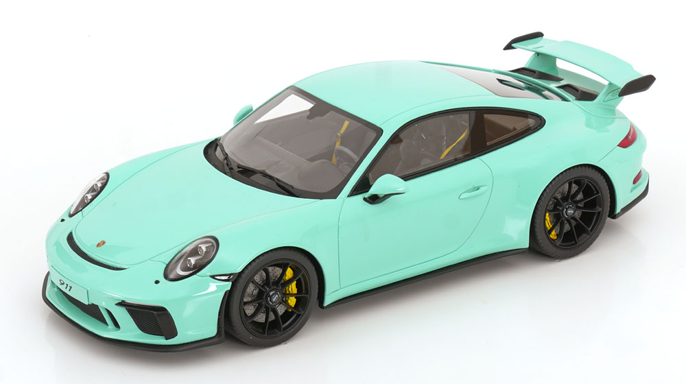●スケール：1：18　レジン・プロポーションモデル　開閉ギミックなし。 ●メーカー：GT Spirit