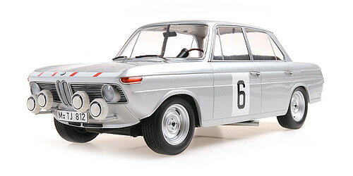 ●スケール：1：18　ダイキャストモデル　開閉ギミックなし。 ●メーカー：ミニチャンプス