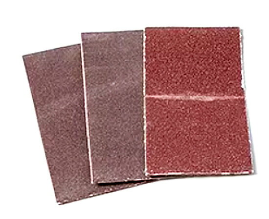 コバ磨き機専用のサンドペーパーセットです。 セット内容：120番、180番、320番 各2枚 計6枚セット ＊ペーパーセットのみとなります。本体は付属しませんのでご了承下さい。 ・注意事項：お客様のモニター環境によって、実際の商品と色合いが...