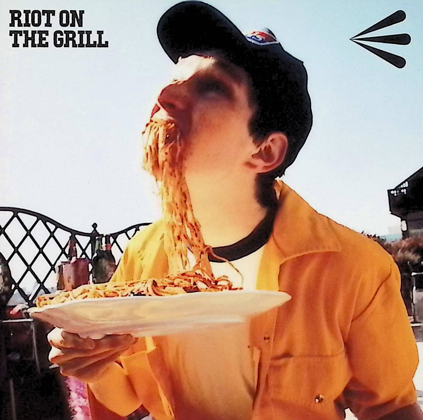 「 RIOT ON THE GRILL」 ELLEGARDEN 1 Red Hot 2 モンスター 3 Snake Fighting 4 Marry Me 5 Missing 6 Bored Of Everything 7 TV Mania...