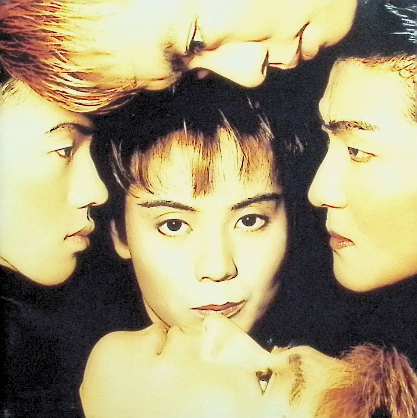 「 ロスタイム」 シャ乱Q 1 愛し合おう戦争になる前に 2 上・京・物・語 3 正解のない世界 4 GIVE THE POWER 5 熱血先生 6 すんごいことしたい 7 何が欲しいの? 8 独り言 9 ロスタイム 10 出会い JAN：...