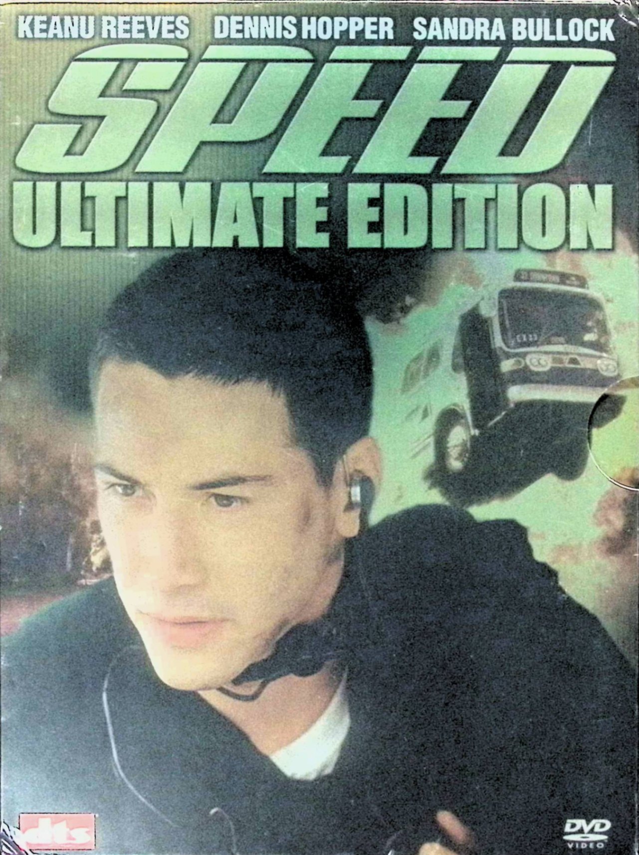 「 スピード アルティメット・エディション（デジパック仕様）[DVD2枚組]」 キアヌ・リーブス (出演), デニス・ホッパー (出演), ヤン・デ・ボン (監督) 通勤バスに時限爆弾を仕掛けた爆弾魔が巨額の身代金を要求。そのバスは50マイ...