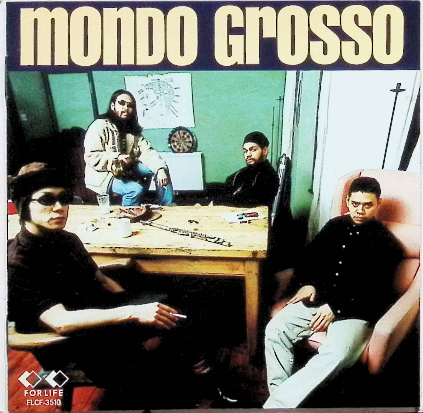 「 INVISIBLE MAN」 MONDO GROSSO 収録曲リスト 1. INVISIBLE MAN (ORIGINAL BROWN) 2. INVISIBLE MAN (MELLOW YELLOW) 3. INVISIBLE MAN...