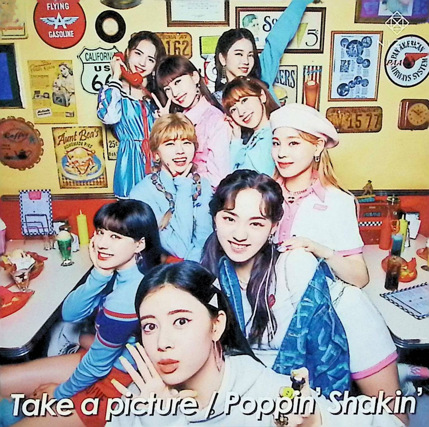 「 Take a picture/Poppin' Shakin' (通常盤) ◇トレカ付き」 NiziU 収録曲リスト 1. Take a picture 2. Poppin' Shakin' 3. I AM 4. Take a pictu...