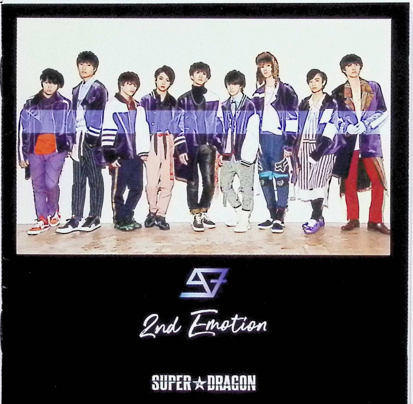 「 2nd Emotion (通常盤[CD])」 SUPER★DRAGON 収録曲リスト 1. WARNING 2. Untouchable MAX 3. LRL -Left Right Left- 4. ワチャ-ガチャ! (Remix V...