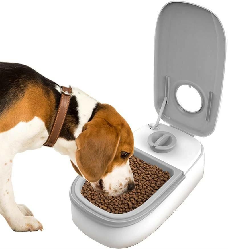 食べやすい &nbsp;フタが大きく開くので、食べやすくなっています。お食事中に容器がズレないように、滑り止めが付いています。 お手入れラクラク トレイは、取り外して、水洗いができます。本体は、水につけず、汚れは布などで拭きとってください。...