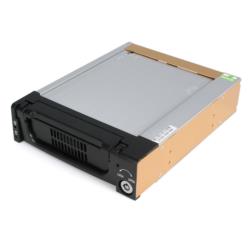 あらゆる3.5インチSATA HDDを頑丈な5.25インチベイ用ホットスワップストレージソリューションに変えます【スターテック.com】フロントアクセス5.25インチベイに装着するする単一SATAドライブ 耐久性が高いアルミ構造のドライブキ...