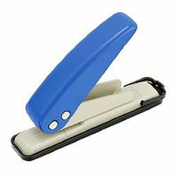 文具 ＞ 事務用品 ＞ パンチ。ハンドルを下げた状態でコンパクトに収納できる、1穴パンチ本体色・柄：青。規格：W23×D113×H72。本体重量：107g。サイズ：本体 約 縦35×横25×奥140mm。検索キーワード:PN-10B PN-...