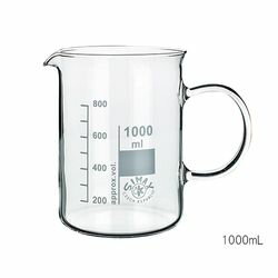 持ち手が付いているので便利です。ガラス手付ビーカー 600mL (1個)。持ち手が付いているので便利です。容量（mL）：600一目盛：100mL〜500mLまで100mLサイズ（mm）：φ90×125材質：硼珪酸ガラス★※名入れ対応可検索キ...
