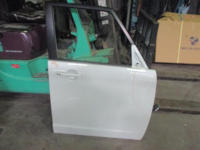 メーカー 三菱 車名 デリカD2 型式類別 グレード 認定型式 DBA-MB15S 車両タイプ 年式 H26/3 シフト 駆動 通称型式 エンジン型式 K12B-DE ミッション型式 アクスル型式 車体色 白 車体色No Z7T トリム色N...