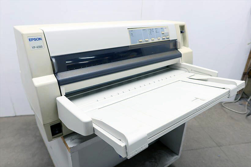 おすすめポイント ●VP-4300 は 136桁（13.6インチ）と業務用に使いやすい印字幅を持ち、各種伝票・複写紙・納品書など業務書類の印刷に対応できます。複写紙では最大 8 枚の連続複写が可能で、請求書・発送ラベルなどの大量出力にも強い...