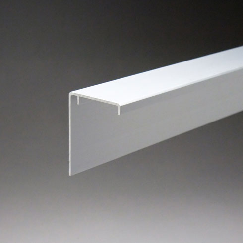 商品名 アルミ看板枠　ACD-2/30 寸法 幅 30mm 高さ 短：5mm　長：40mm 厚さ 1.2mm 長さ 3640mm　（※多少の誤差がございます） 材質 アルミ押出型材 表面 B2アルマイト（シルバー） 納期 通常1〜2営業日ほ...