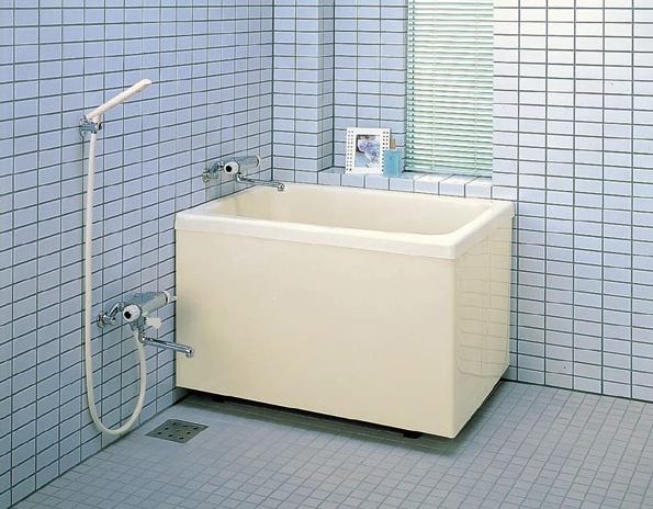 LIXIL INAX　　2013　670P ・メーカー直送便の指定のトラックになりますので4t車などでの配達になります。メーカーにて4t車侵入・停車不可と判断された場合は2t車指定料7,000円が発生いたします。※選択肢にて4t進入・停車可...