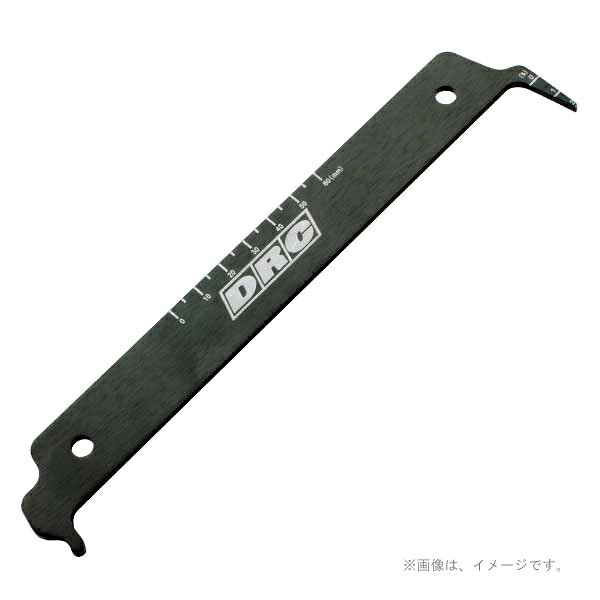 【品名】 チェーンチェッカー 【品番】 D59-16-801 【特徴】 今までは感覚でのチェーン交換のタイミングを余儀なくされていたが、チェーンチェッカーを 使用することで簡単に伸び率の計測が可能。本体中央にある目盛でチェーンのアソビ具合も...