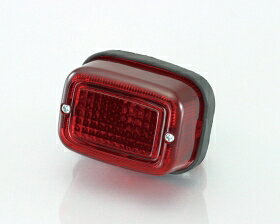 【品名】 角型テールランプ 【仕様】 赤色 【特徴】 各種汎用タイプです。車両のスタイルに合わせたランプをお選び下さい。テール球は付属していませんので車両に合わせたV数、W数のテール球を別途お買い求め下さい。 【適合】 汎用 【備考】 ○補...