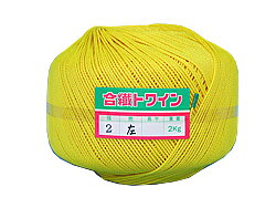 材質：ポリエチレン 色　：黄色 太さ：約　2mm 長さ：約　900m耐候性のよいポリエチレン製。各種スポーツネット設置や補修用に園芸での誘引用や結束用など色々とご活用下さい。　　　　 　　　　 　　　　　　　　　　　　