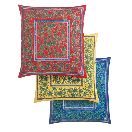 サイズ:59×63cm(八端判) 素材:綿100％ 配色:ブルー/イエロー/レッド 柄:げんえもんがま 日本製在庫枚数以上お求めの方はお問い合わせ下さいませ。