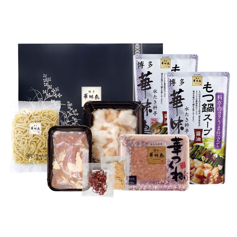 九州産「華味鳥」のハラミと牛小腸を組み合わせたオリジナルのもつ鍋セットを作りました。ちゃんぽん麺でしめくくるところまで博多の醍醐味をご家庭でたっぷり楽しんでいただけるセットです。■商品名:博多華味鳥 もつ鍋セット■商品説明:もつ鍋スープ 6...