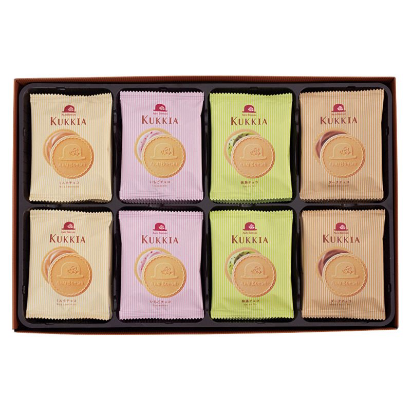 　ギフトサービスについてクッキーとゴーフレットでチョコをサンド。3つのおいしさを重ねました。■商品名:赤い帽子 クッキア32枚入■セット内容:クッキア(ミルクチョコ・ダークチョコ・いちごチョコ・抹茶チョコ)×各8■箱サイズ:36.8×24....