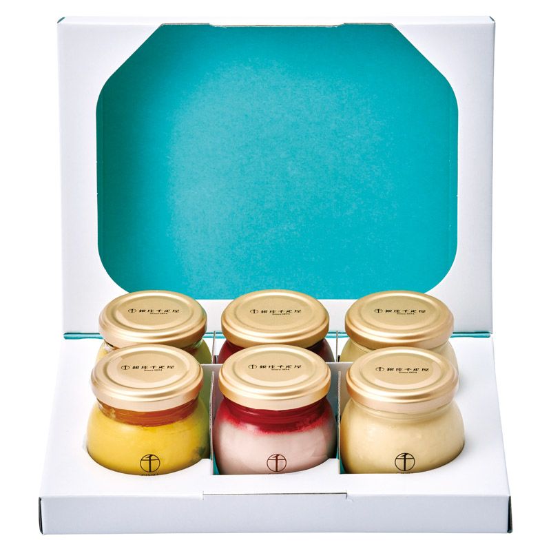 それぞれの素材の個性を考えフルーツソースをふんだんに使用。風味と味わい、なめらかな食感も楽しんでいただけるプリンです。■メーカー:銀座千疋屋■商品名:銀座プリン詰合せ6個■セット内容:プリン(プレーン・いちご・マンゴー)(各約95g)×各2...