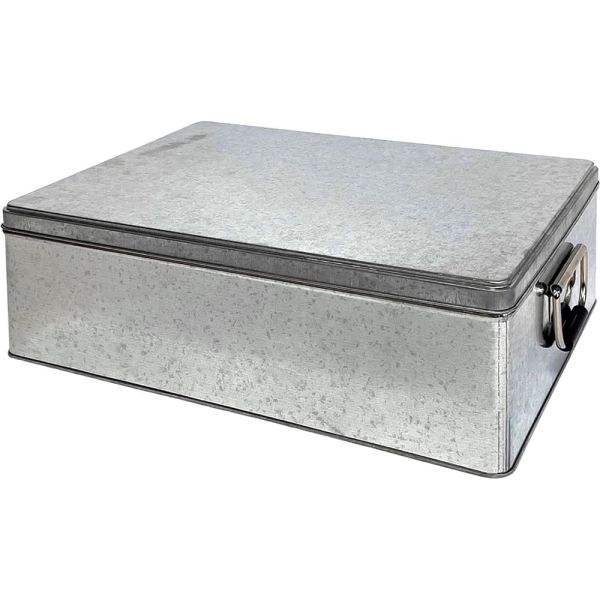 　ギフトサービスについて錆びにくく丈夫なトタンを使用した、蓋付き収納です。積み重ねてもズレにくい仕様サイズ(約)幅38.6×奥行26×高さ12cmトタン製造国:中国商品特徴一覧、4517657307001、通信販売、通販、販売、買う、購入、...