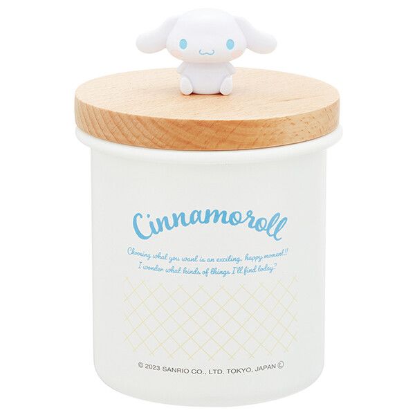 　ギフトサービスについて蓋に可愛いマスコットの付いたホーロー製のキャニスター。蓋は木製でパッキン付き。ホーローは金属とガラスの良さを併せ持つ素材。酸と塩分に強く、食材などの匂いが移りにくい。電子レンジ、オーブン、グリル機能、直火での使用は不...