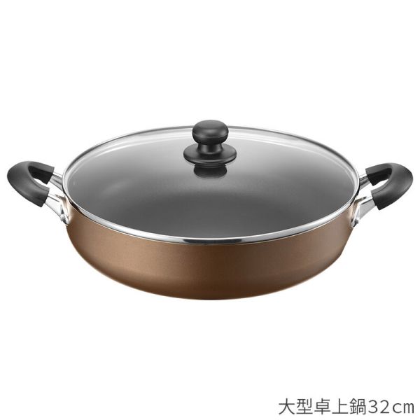 　ギフトサービスについてNewおおらか鍋サイズ:約 幅455×奥行330×高さ150mm重量:約2100g■生産地:中国■素材・成分:アルミニウム合金、内面:ふっ素樹脂加工、外面:焼付塗装、底面:ステンレス鋼、ガラス蓋:強化ガラス■パッケー...