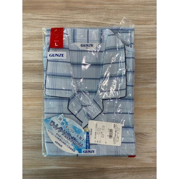 　ギフトサービスについて　楽天国際配送対象店舗 （海外配送）　Rakuten International Shipping肌あたりの良い綿100%で、撚り回数を多くした糸を使用しているのでさらっとした肌触りが快適な素材で、吸汗性と通気性に優...