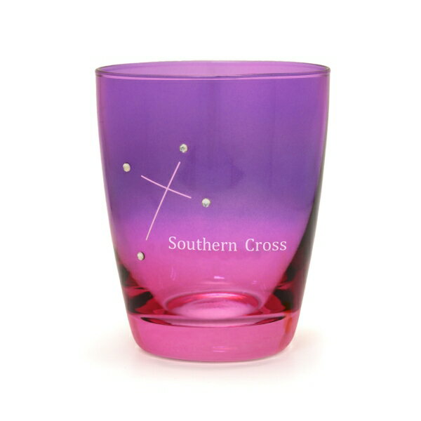 　ギフトサービスについてまるで本物のほしぞらを眺めているような—。そんな鮮やかな様子をグラスにしました。 それぞれ有名な星座の朝と夜、2種類の顔を表現しています。深い青い夜空に浮かぶ星座と、色鮮やかな空に浮かぶ星座あなたはどちらの星座で至福...