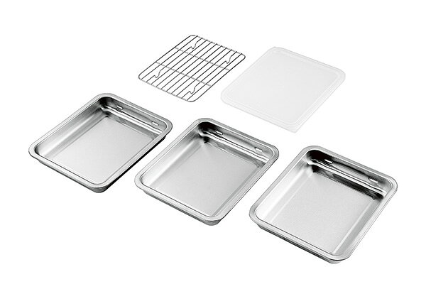 【商品詳細】 ●内容／バット：約252×205×H35mm 　　　 （底サイズ：約210×170mm）［約330g］ 　　　／フタ：約260×210×H7mm［約140g］ 　　　／アミ：約225×170×H12mm［約90g］ 　　　／揚...