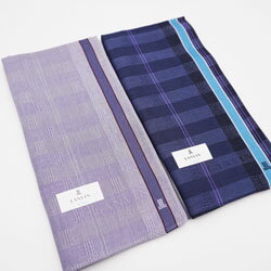 ランバンオンブルー　紳士綿ハンカチ。大人っぽいおしゃれなハンカチ　47×47cm　綿100％　日本製 御挨拶、御礼などに。ビジネスマン　学生　通勤通学、外出時に毎日の必需品　エチケットとして。 お世話になった方（会社関係）へのプレゼントに　...