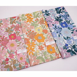 ブランド　ハンカチ リバティ　LIBERTY　こちらの商品は￥1650となります。カバンやポケットに　お食事の際にひざの上にのせてもおしゃれ生地：日本製　綿100％　58×58cm毎日の必需品として、バッグの中に入れておくとおしゃれです。新...