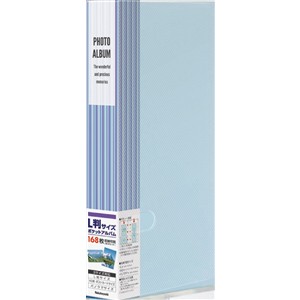 ナカバヤシ PHE3168A-B フォトホルダーEL168（ストライプ柄） ブルー【仕様】本体寸法：タテ297mm×ヨコ157mm×背巾35mm本体重量（スリップケース込）：250g表紙：ポリプロピレン（厚み0.8mm）台紙：ポリプロピレン...