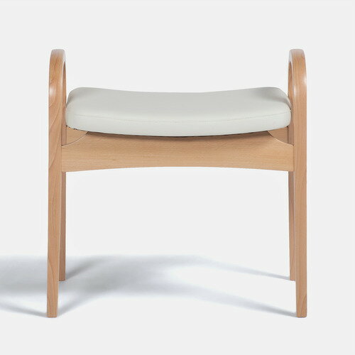 大塚家具の商品については、取寄手配後のキャンセルをお受けいたしておりません。商品情報をよくご確認してからご注文下さい。大塚家具 スツール 202-H PVC BE/NA ブナ ●No.202スツールを立上り椅子としてリデザインしたスツール軽...