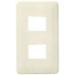 パナソニック　埋込み型　 WN6002WP　　 ミルキーホワイトのモダンプレートです【商品解説】●2コ用【スペック】●プレート形状：2コ用●個装寸法：タテ180×ヨコ90×アツミ7mm●質量：22g