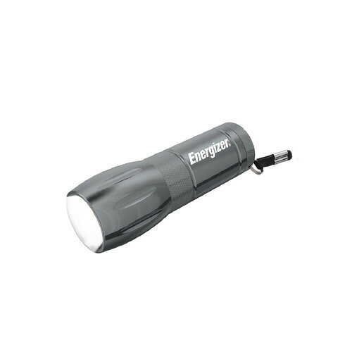 エナジャイザー MLHH32 コンパクトメタルライト LED 発売日：2024年10月10日●コンパクトサイズ●乾電池式（単4形3本）●明るさしっかり80ルーメン●点灯最大時間約11時間●最大照射距離80m●ストラップ付&nbsp;【仕様】...
