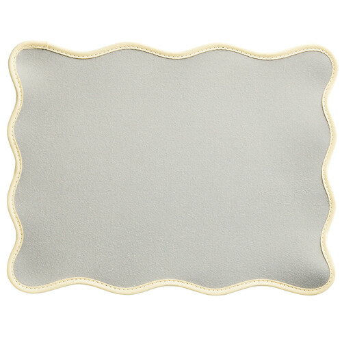 エレコム MP-UK01GY マウスパッド ウェーブデザイン ズレにくい 裏面ラバー グレー 発売日：2025年3月15日●デスクに彩りと快適さをプラス。波のようなウェーブラインが個性的なマウスパッドです。2色のコントラストが美しいバイカラ...