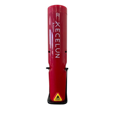 ライフギアジャパン KC50(KECELUN) 初期消火用消火具 HEEKES ナノ粒子で消す！ オリジナルホルダー付 レッド●ナノ粒子で消す！跡を残さない、新時代の消火具。消火剤の主成分であるカリウム化合物を煙で放出し、化学反応によって素...