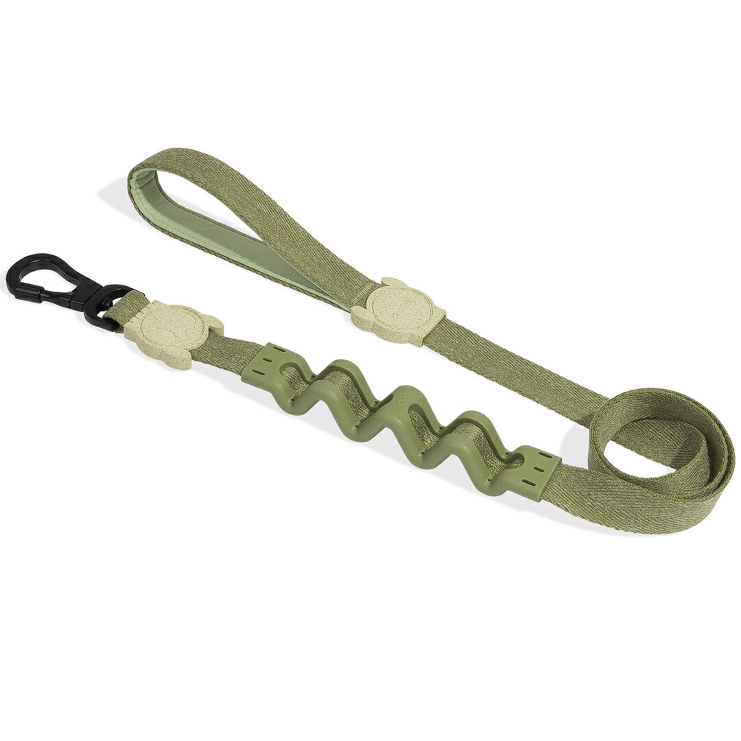 リサイクルと天然素材を使用したサステナブルなzee.dogが登場 【zee.dog】ラフリードシリーズ： zee.dogのラフリードは登山用品やヨット用品にも使用される頑丈な素材を使用しています。 たとえば金具は「SUPER HOOK」と呼...